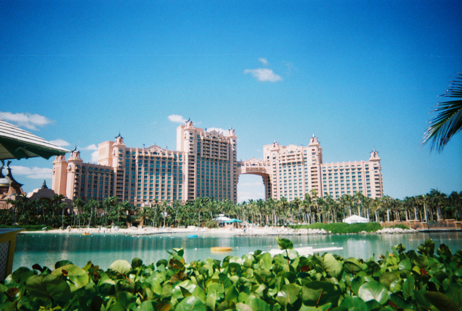 atlantis - Mags On The Move